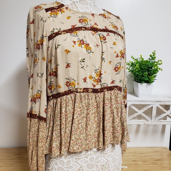 Maurices | Tops | Euc Flowy Boho Top | Poshmark